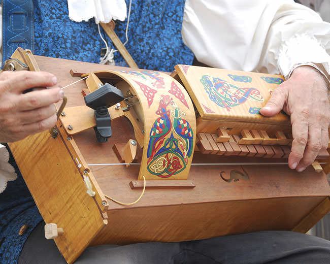 Oddest Musical Instruments in the World - Holly Fame