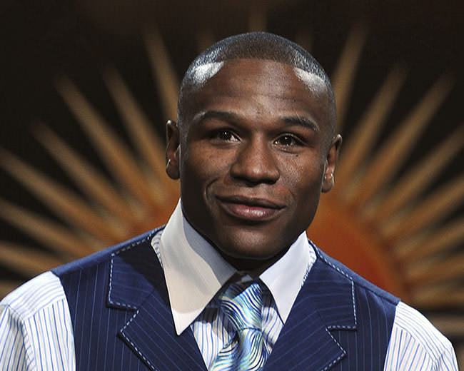 Floyd Mayweather Jr. Lives It Up In Las Vegas As He Promotes “The ...